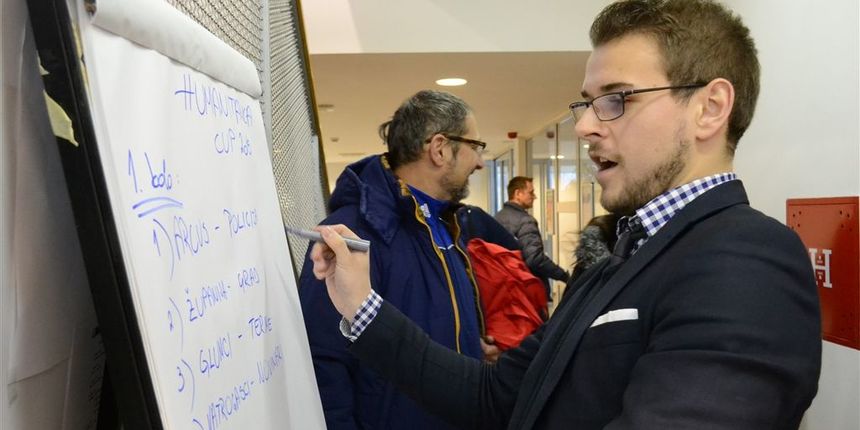 Vedran Mlikota, Ivica Pucar i brojni drugi igrali mali nogomet za 'Boje ...