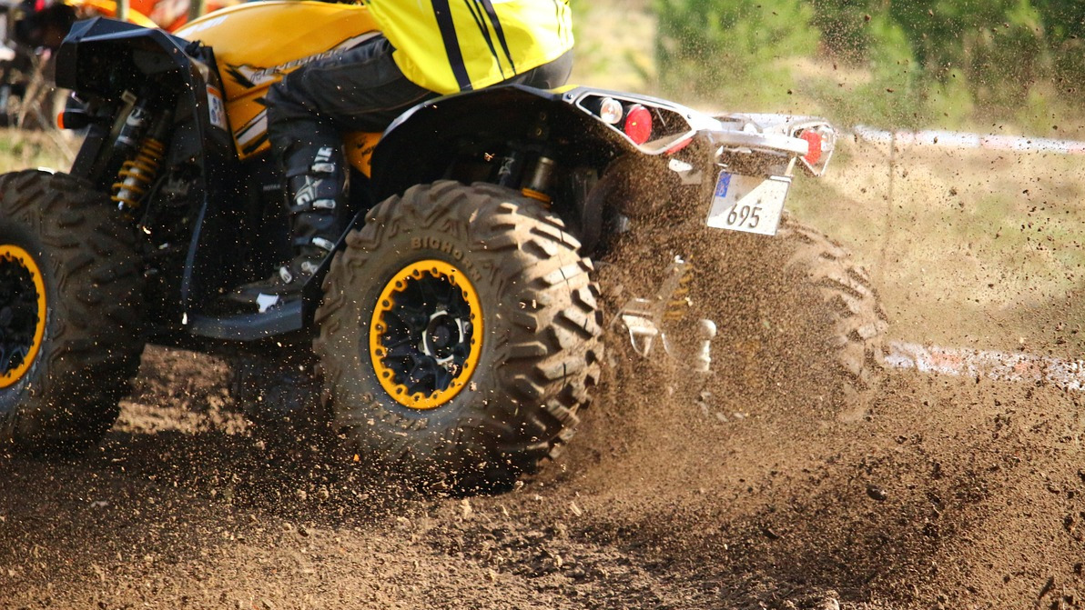 Popila pa sjela na četverocikl. Frontalno se zabila u bukvu ...