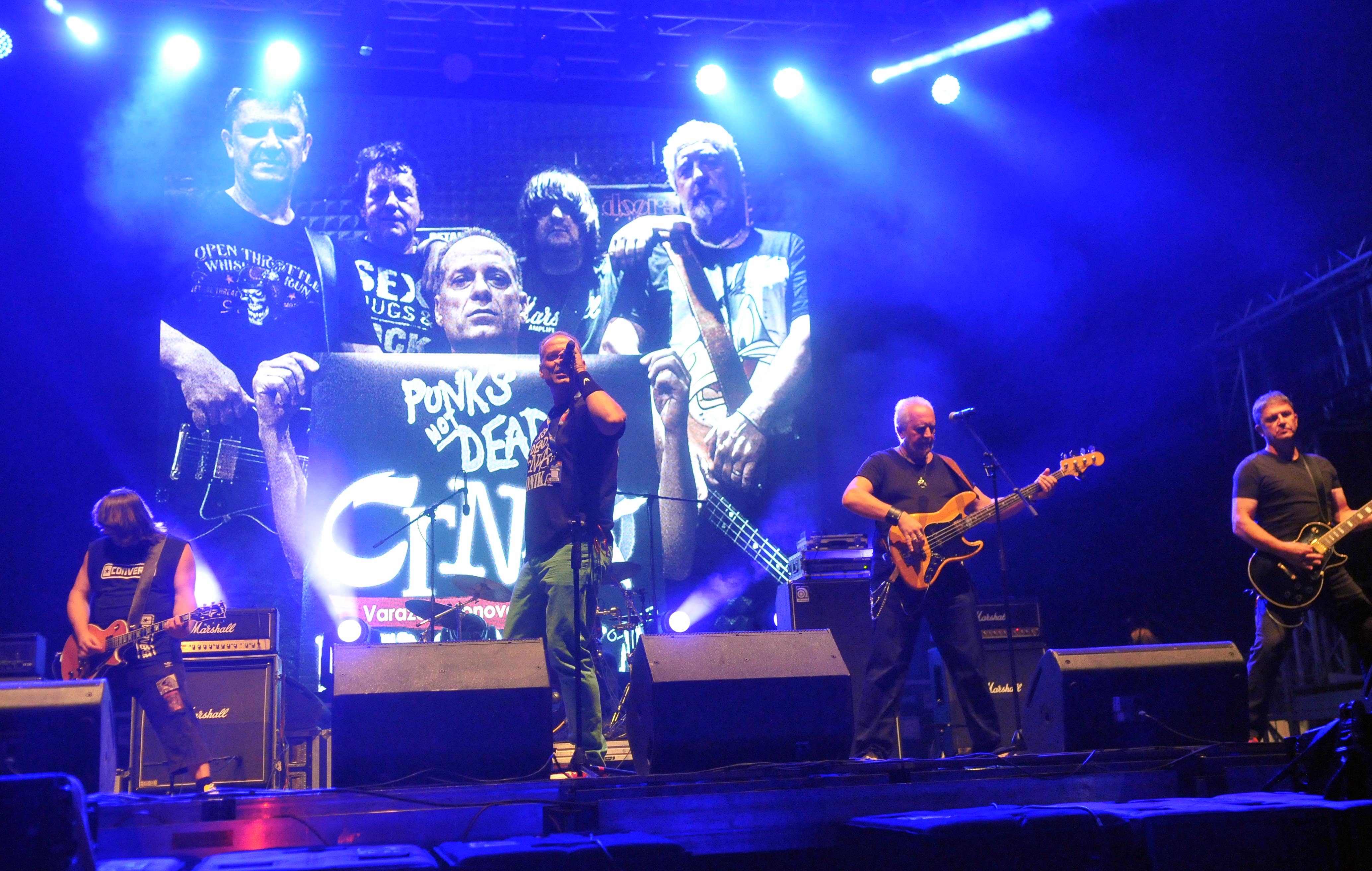 KONCERT Varaždinska punk-rock grupa Crna kronika bit će predgrupa ...