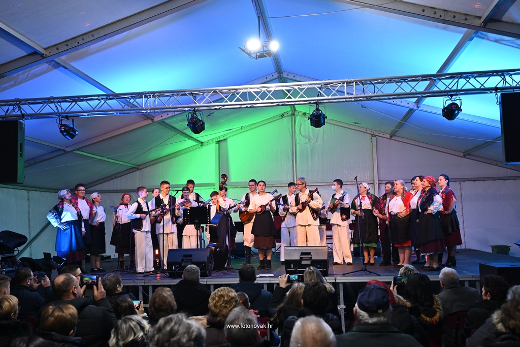 FOTO Održan Etno dan KUD-a Martijanec 2025. uz glazbu, folklor i ...