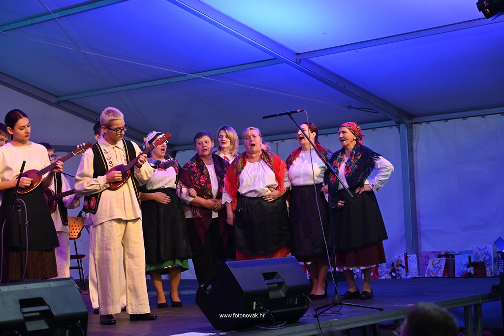 FOTO Održan Etno dan KUD-a Martijanec 2025. uz glazbu, folklor i ...