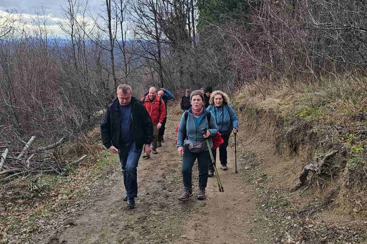Brojni hodočasnici i planinari tradicionalno se okupili na Ravnoj gori - Varazdinski.hr